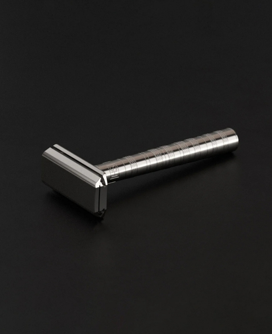 Henson Shaving | Ti22 Closed Comb Safety Razor - Titanium | Shaver Shop