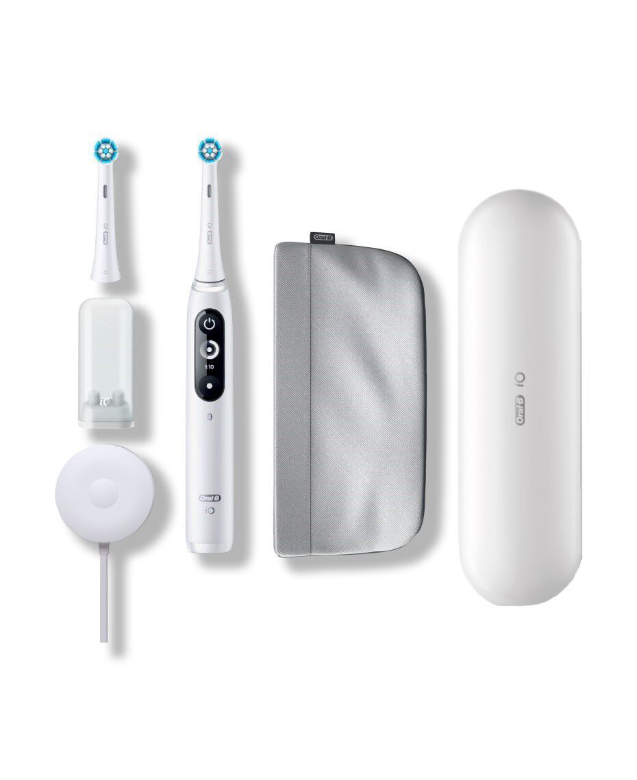 Oral-B | iO7 Electric Toothbrush with Travel Case - White with Bonus ...