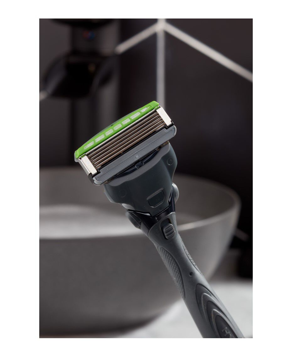 Schick | Hydro 5 Sensitive Razor with Blades Refill 3 Pack | Shaver Shop