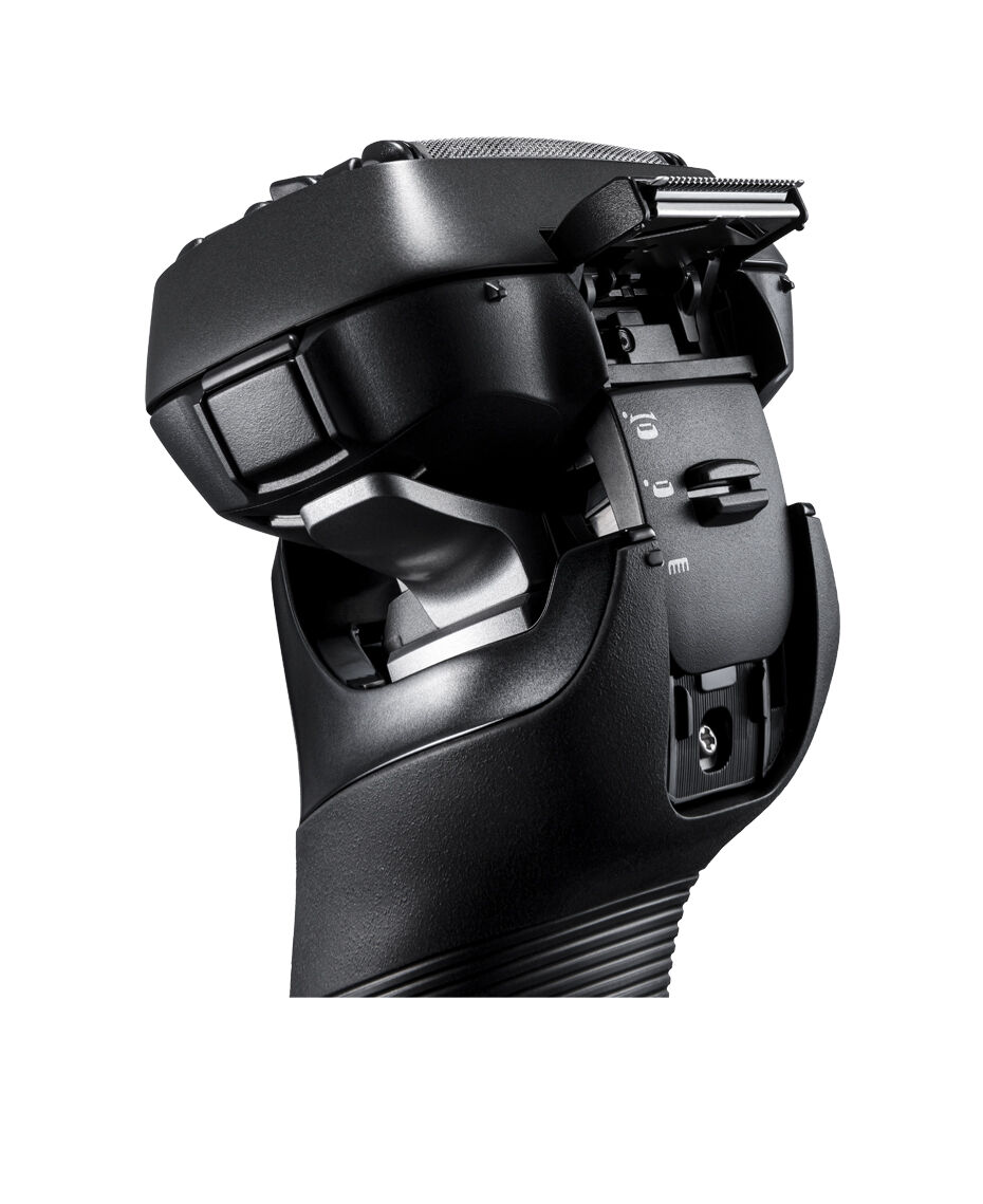 Panasonic | 6-Blade Wet & Dry Electric Shaver with Clean & Charge ...