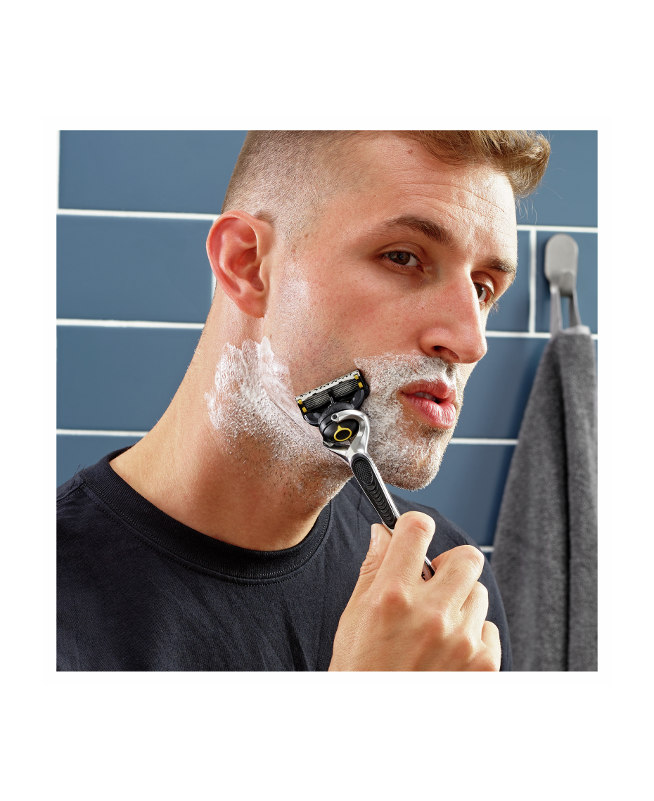 Gillette | Fusion5 Proshield Razor with Blades Refill 4 Pack | Shaver Shop