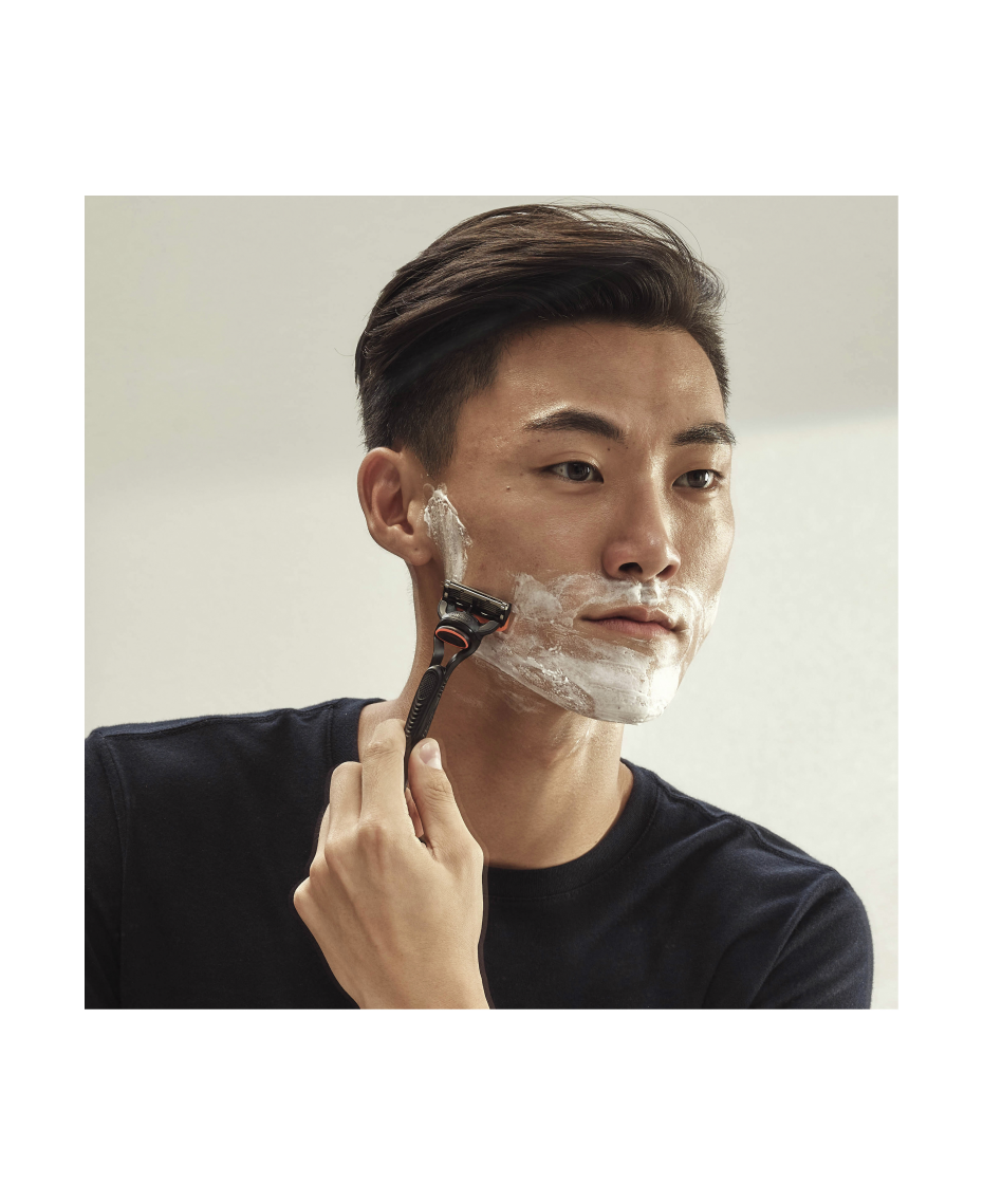 Gillette | Fusion5 Razor Handle with Blades Refill 2 Pack | Shaver Shop