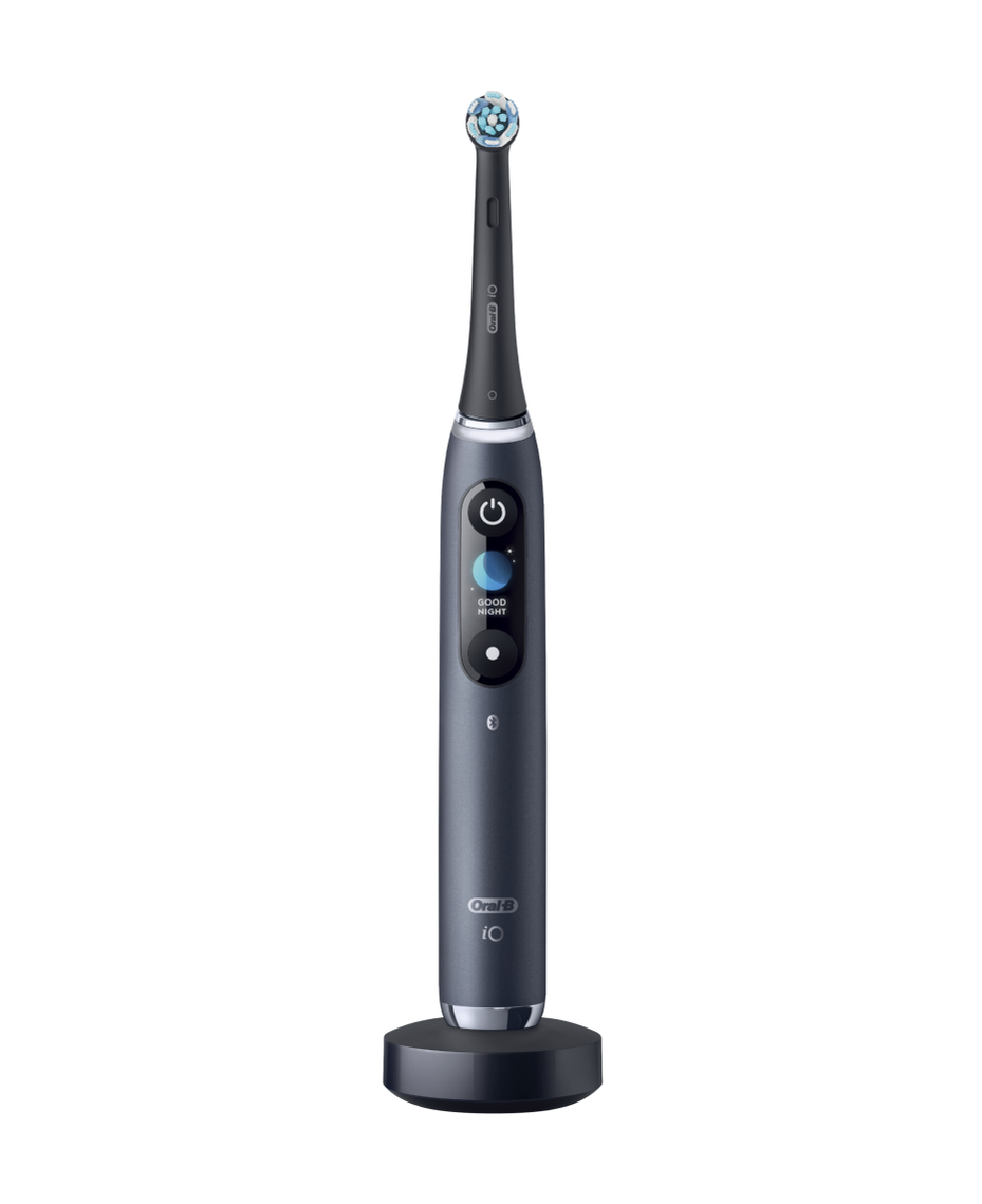 Oral-B | iO9 Electric Toothbrush with Travel Case | Shaver Shop