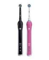 Oral-B | Pro 2 2000 Electric Toothbrush with 2 Handles | Shaver Shop
