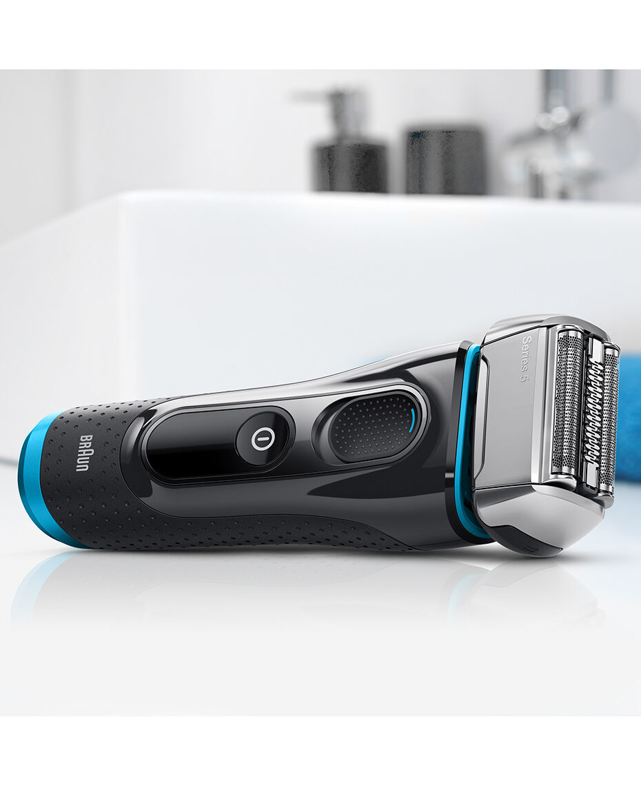 Braun | Series 5 Wet/Dry Electric Shaver Silver/Black Plus Clean ...